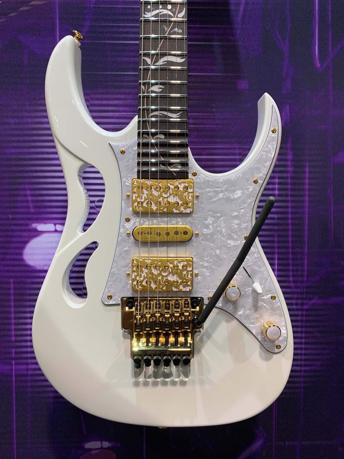 IBANEZ PIA PIA3671 STEVE VAI